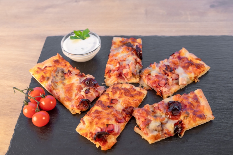 Stor Skinkepizza - Torbjørns Catering